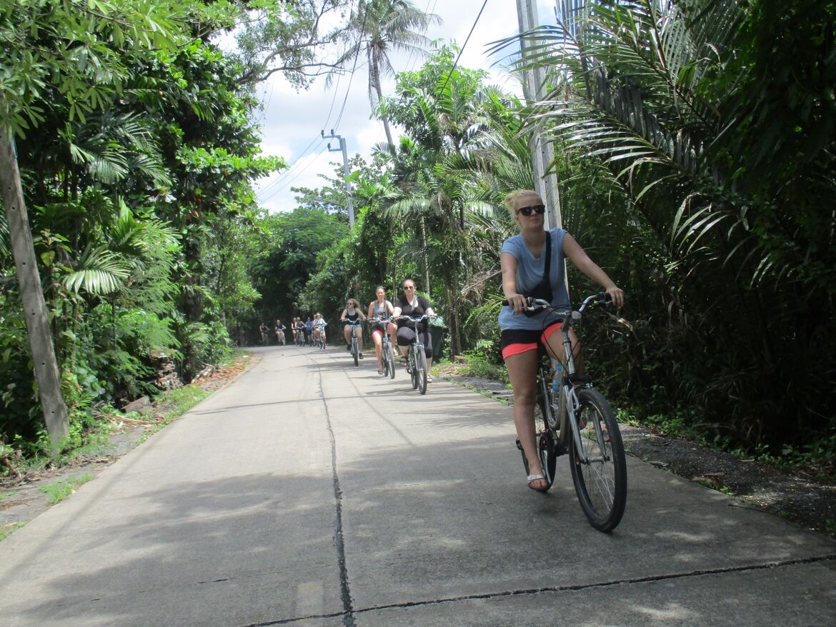 Green Lungs of Bangkok by Bike - Go Beyond